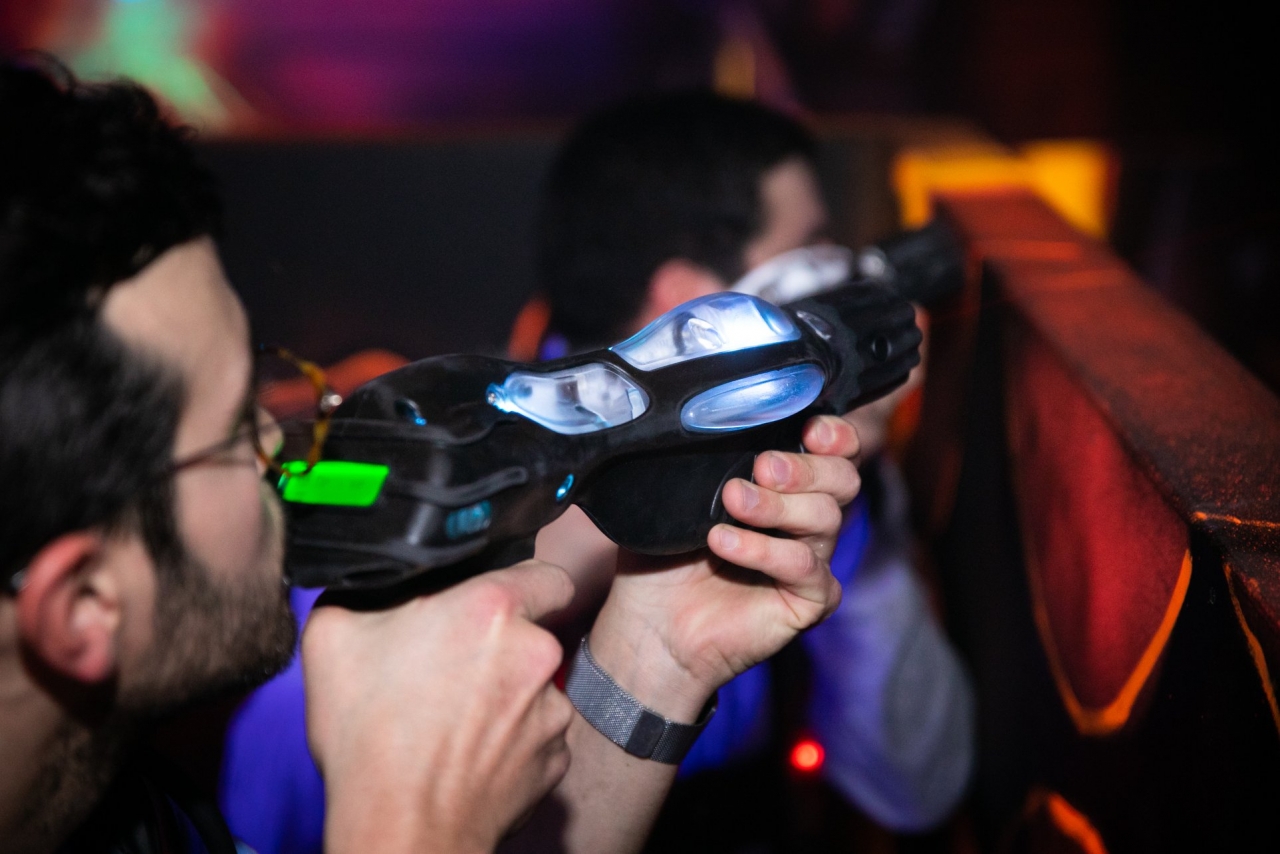 Laser World Paris, tarifs et réservations 2026 | Yumping
