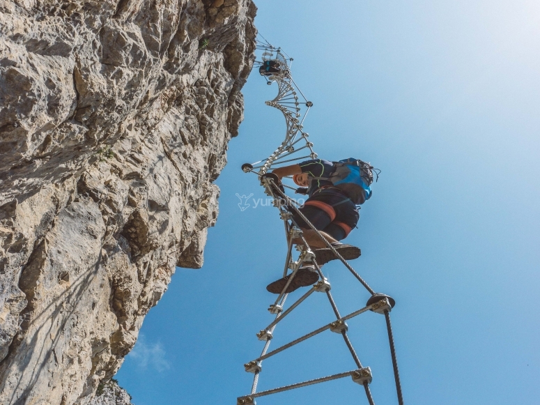 Journée de Via Ferrata à la Farinetta- de Chamonix à partir de 95 ...